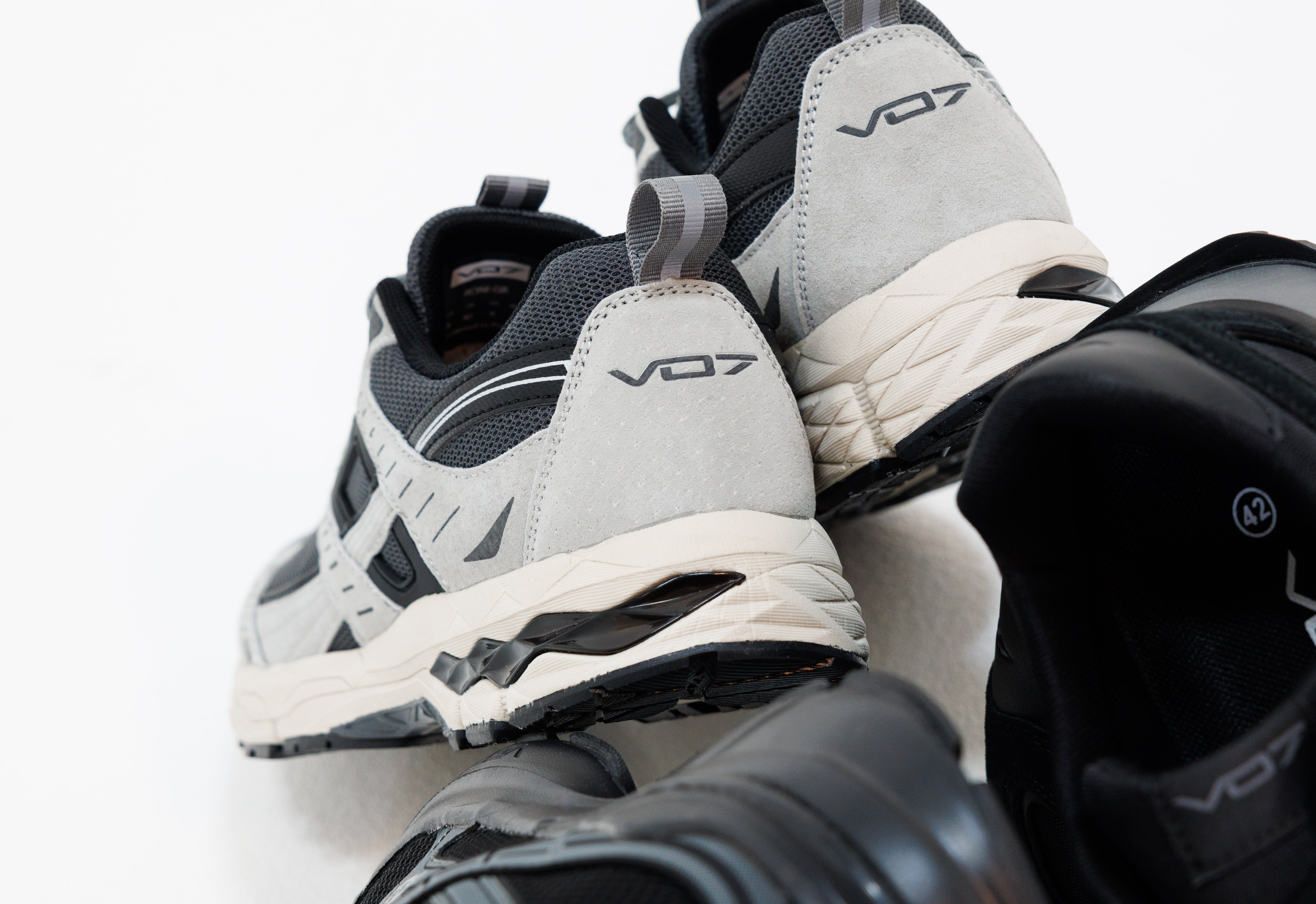 Les sneakers VO7 : Le choix des influenceurs de mode en 2025